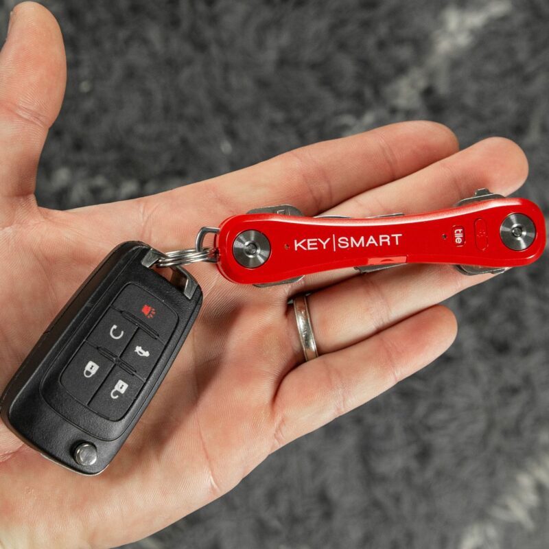 KeySmart Pro w/ Tile Smart Location | PocketDump.com